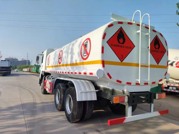 Quality 20000liters HOWO Sinotruk Fuel Tank Truck 6X4 Carbon Steel Tanker for Your for sale