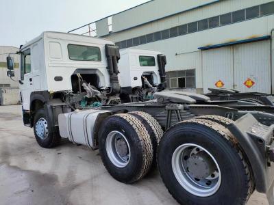 중국 최고 수준의 HOWO 6X4 트랙터 트럭 12r22.5 351-450hp ≤5 좌석 판매용