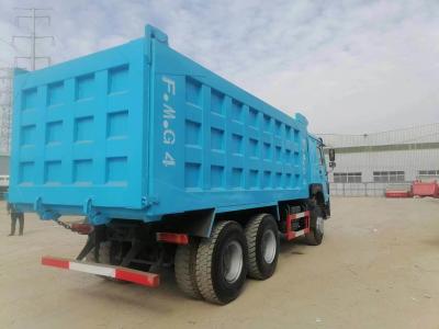 Cina Scala di sollevamento anteriore 10 pneumatici Sinotruck HOWO 6*4 Dump Truck Usato Truck in blu pavone in vendita