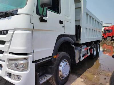 중국 6×4 프론트 리프팅 스타일 덤프 트럭 351-450HP 중고 Sinotruck HOWO 10바퀴 화이트 판매용