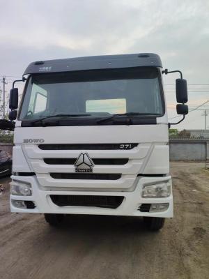 중국 헤드 트럭 SINOTRUK HOWO 6*4 4-6L 엔진 용량 좋은 상태의 트랙터 트럭 판매용