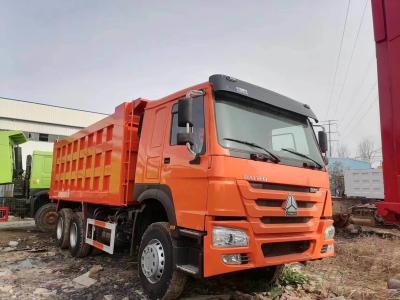 Cina Sinotruk HOWO 6*4 Camionetti di scarico attrezzature per la costruzione Camionetti di scarico da 80 tonnellate con sedili ≤5 in vendita