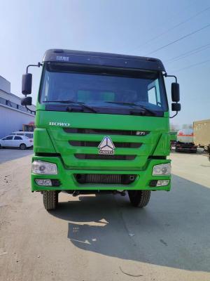중국 방사선 타이어 디자인 12 타이어 Sinotruk HOWO 8*4 녹색 색상 덤프 트럭 ≤5 좌석 판매용