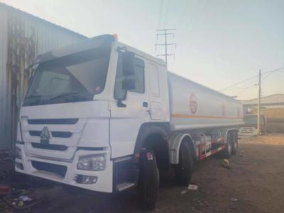 China 351-450hp Siontruk HOWO Euro 3/4/5 8*4 Fuel Tanker Truck 10350X2496X3048mm for Fuel Delivery for sale