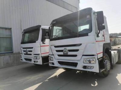 Cina Affordable 351-450hp Usato HOWO 6X4 10 pneumatici camion trattore 420HP Euro 3 Diesel in vendita