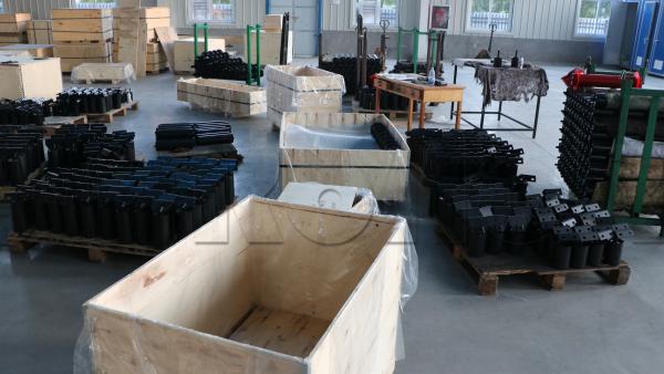 Quality Custom Conveyor Roller 50-219mm Diameter with SKF/FAG Bearings for sale