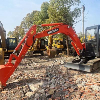 Κίνα Μίνι DH55 Χρησιμοποιούμενοι εξορυκτές Doosan Crawler 12000 λίβρες 5,5 τόνους προς πώληση