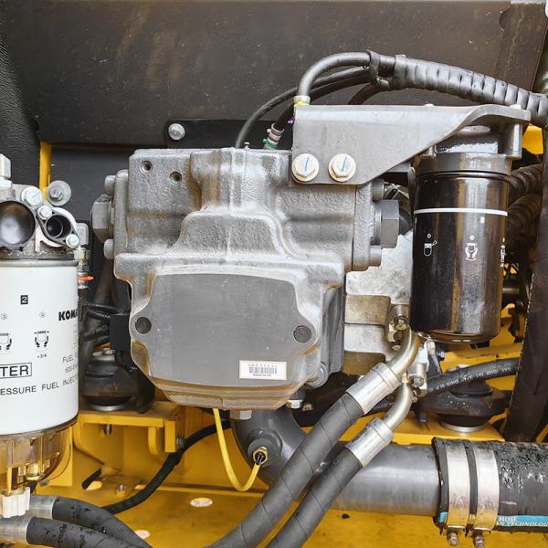 Quality Used Komatsu Pc200-8 Earth Moving Excavator Middle With Efficient Engine for sale