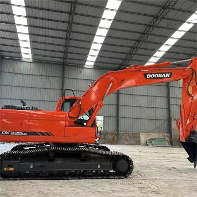 China Tweedehands 22 ton gebruikte Doosan Dx225 graafgraver origineel ingevoerd Te koop