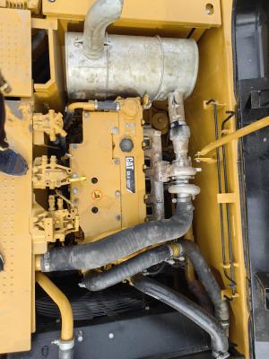 China Used Caterpillar Excavator 323d2 323dl Heavy Machine In Japan for sale