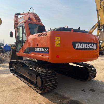 Cina 2023 Anno Doosan DH225 Used Crawler Excavator Used 22 Ton Digger in vendita