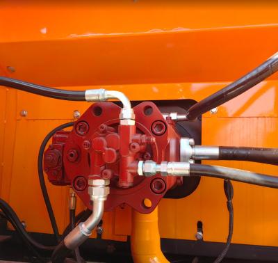Cina 2023 Anno Hyundai 305 Hydraulic Crawler 30 Ton Excavator Macchine da costruzione di seconda mano in vendita