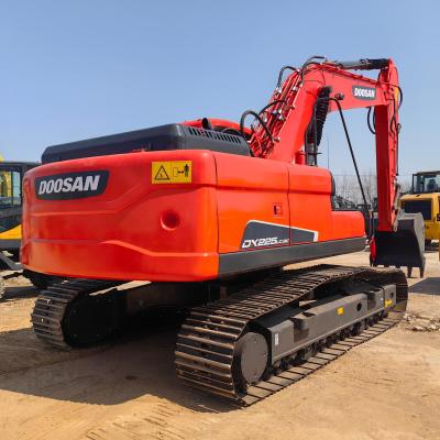 China Korea Brand Doosan DX225 Used Excavator 22 Ton Crawler Hydraulic Digger with 1.28m³ Bucket Capacity for sale