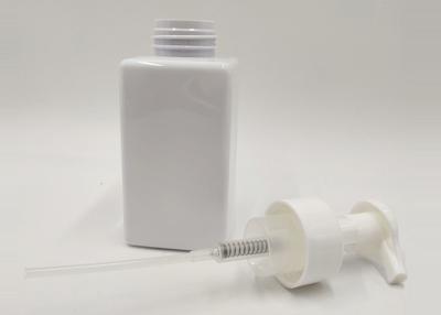 Cina tipo di sigillatura cosmetico di forma 32/28mm del quadrato della bottiglia dell'ANIMALE DOMESTICO della pompa della schiuma 250ml in vendita