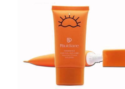 Cina Progetti i tubi per il cliente cosmetici vuoti di 50ml 100ml 3 strati o 5 strati di Winly in vendita