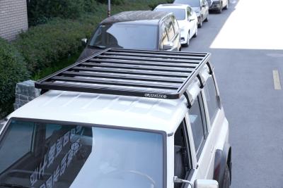 Cina Nissan Patrol Y60 Car Roof Rack 23.5KG Custom Off Road Roof Rack in vendita
