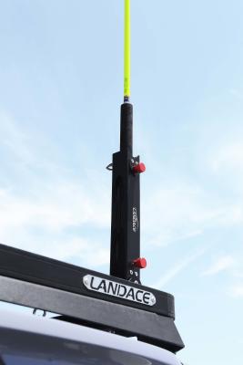 Cina Antenna montata a palo di bandiera portabandiera bracket Whip Light Mounting Bracket per l'anno 2016-2018 in vendita