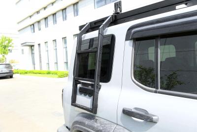 Cina Aggiungi senza sforzo una scala laterale al tuo serbatoio 300 con il kit di modernizzazione del rack sul tetto nero dell'auto in vendita