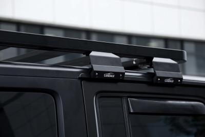 Cina Scala a una sola faccia personalizzata per Jeep Wrangler JK Side Door Ladder Retrofit Kit Q235-8 in vendita