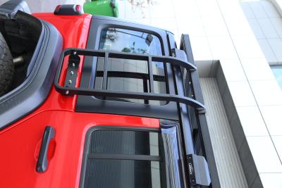 Cina Easy Installation Double Side Ladder Car Roof Ladder per JEEP Wrangler 2018-2023 JL JK in vendita