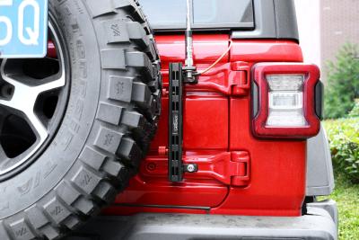Cina 323X78X86mm Funzione conveniente di legno di alluminio supporto di palo di bandiera per accessori per auto in vendita