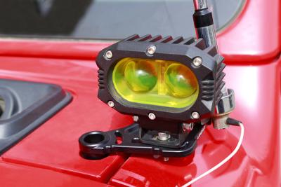 Cina Superficie di anodizzazione dura Jeep Wrangler JL JK Luce di guida a LED Un supporto di montaggio a pilastro in vendita