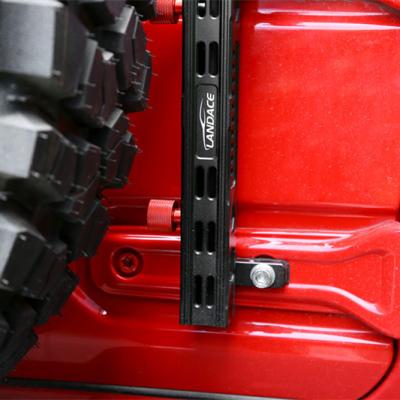 Cina Portabandiera in lega di alluminio e supporto per filo radio per JEEP Wrangler JL JK Performance in vendita