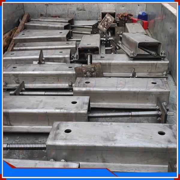 Quality Conveyor Belt Screw Tensioner Device For Manual Belt Control In Mining Plants for sale