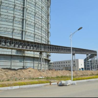 中国 パイプベルトコンベヤー採掘とセメントのためのダストフリーバルク材料の取り扱い 販売のため