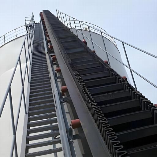 Quality Steep Incline Cleated Belt Conveyor | High Angle Conveyor for Mining & Aggregate for sale