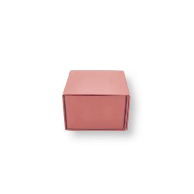 Customized Design Deluxe Gift Packages for Customized Corporate Gifting Solutions