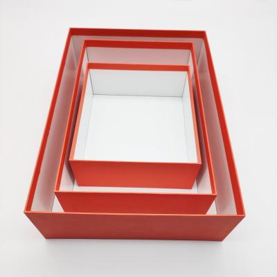 China Customized Cardboard Gift Packaging Box Decorative Gift Boxes With Lids for sale
