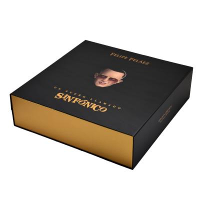 中国 カスタム高級黒シングルボトルマグネットワインパッケージボックス、アクセサリーセット付き 販売のため