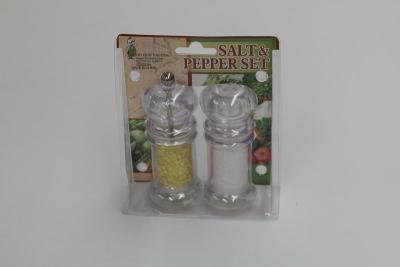 China Transparent Salt And Pepper Shakers , Useful Kitchen Products for sale