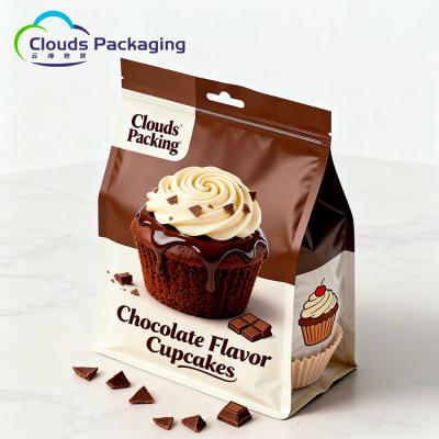 China Flat Bottom Plastic Zipper Packaging Bags Customized For Cake Dessert for sale