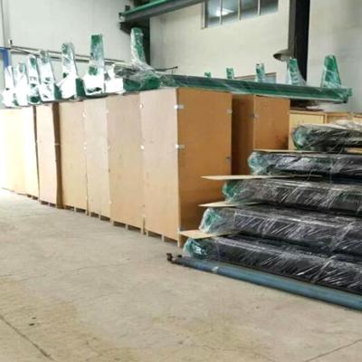 Cina Macchina per maglieria diritta di Antivari del singolo ago per il tessuto di rete artificiale dell'erba in vendita