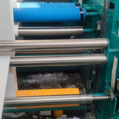 Cina Macchina di taglio del tessuto GF702E di alta qualità per doppio tessuto in vendita