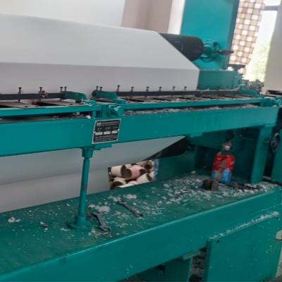 Cina Macchina di taglio del tessuto GF702E di alta qualità per doppio tessuto in vendita