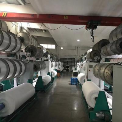 Cina Doppio tessuto ad alta velocità Toy Plush 4KW della macchina per maglieria del filo di ordito del letto degli aghi in vendita