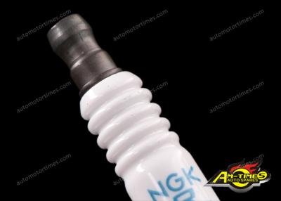 China X Trail Car Spark Plugs 22401-8H315 / LFR5AP-11 With Ceramic And Metal Material for sale