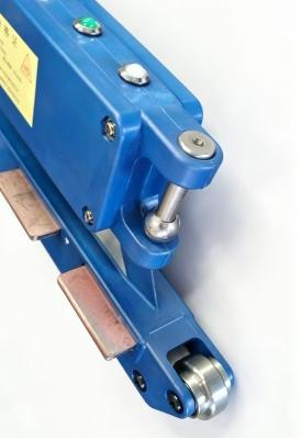 China 3016mm Effective Service Length Multi-pole Safe Slide Wire Insulation Resistance Between Poles and Incoming Cable Copper Core 35mm2 for sale
