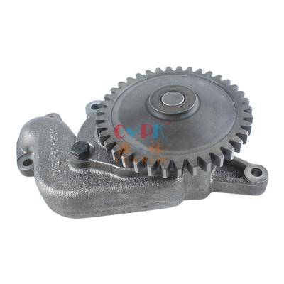 Cina 6136-52-1100 pompa di olio estraente di Diesel 6136-52-1100 dell'escavatore del motore per il motore S6D105 PC200-3 in vendita