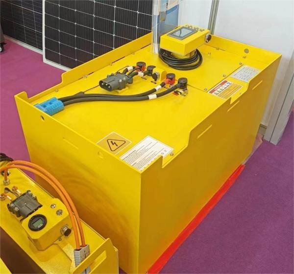 Quality Industrial Traction Electric Forklift Lithium Battery 48V 51.2V 460Ah Lifepo4 for sale