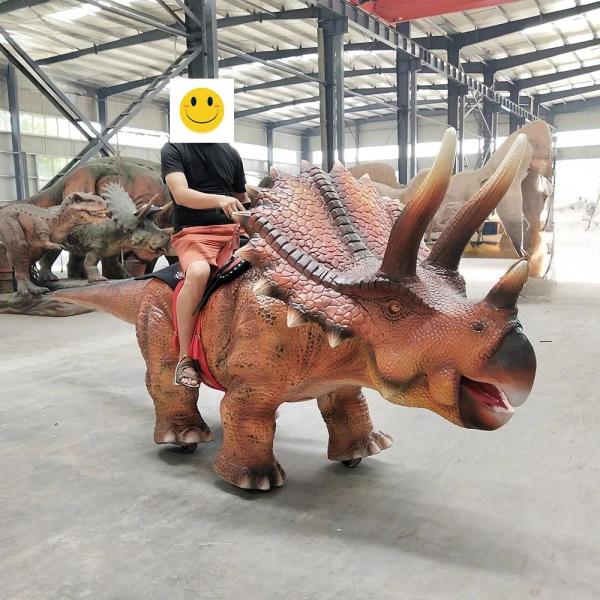 Quality Custom Electric Walking Dinosaur Ride Animatronic Triceratops Dinosaurs For for sale