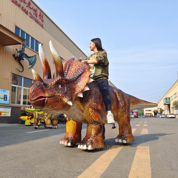 Quality Simulation Electric Brachiosaurus Walking Animatronic Dinosaur Ride for Kids for sale