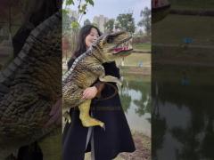 Realistische animatorische dinosauruspop voor Dino Park