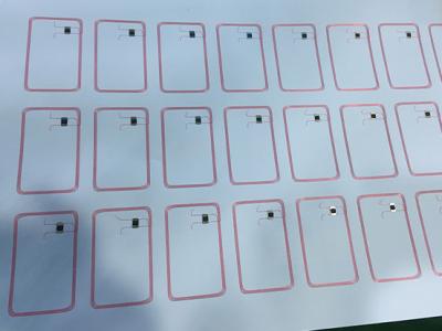 Cina Norma eliminabile industriale di alta frequenza ISO1443 dello strato dell'intarsio del PVC delle etichette di Rfid in vendita