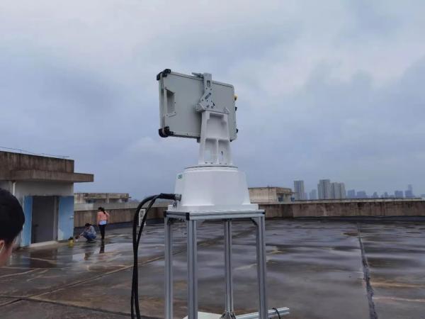 Quality Security Phased Array Radar 2km Detection Rainproof OEM 2-18GHz Frequency Range for sale