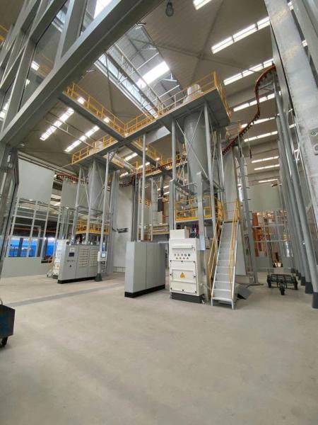 Automated Industrial Powder Coating Line Vertical Aluminium Profile