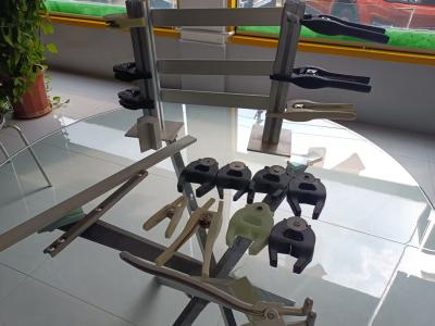 China Stable Clamping Acid-Resistant Anodizing Line Clamps and Fixtures with Custom Jaw Opening for sale